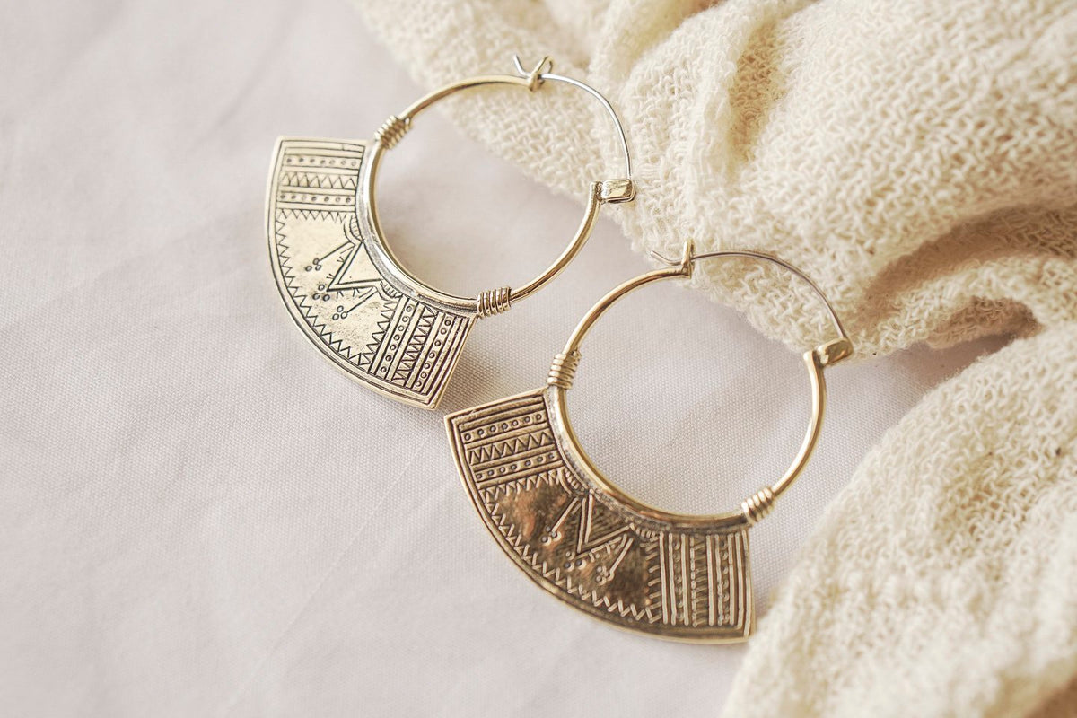 Large Semiya Hoop – Nakila Collective